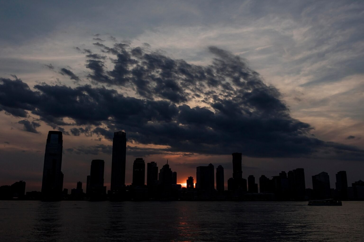 How Far Is Dallas from Houston | You'll Wonder - Savvy Dispatches